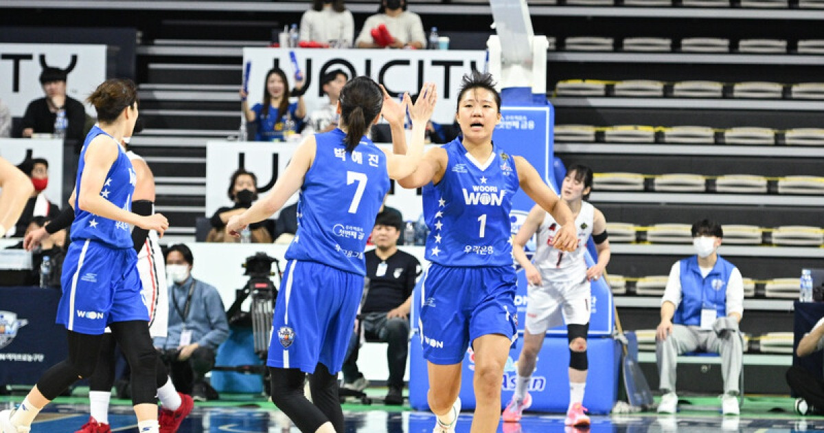 [WKBL FINAL 리포트] 우리은행이 승기를 잡은 시간, 4실점에 그친 2쿼터