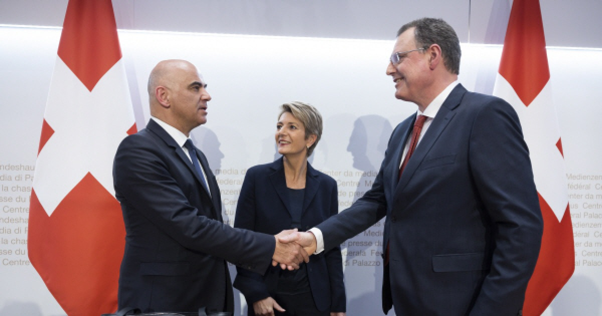 CS는 UBS가 인수, SVB는 분할 매각… 블랙먼데이 피했다