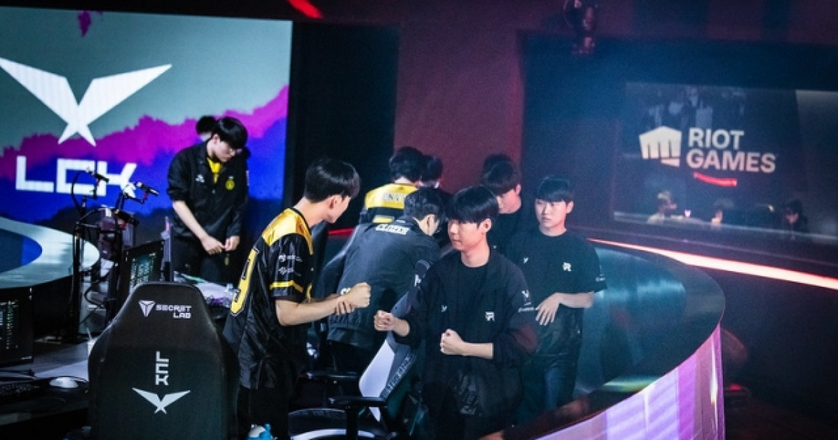 PO 1R서 성사된 롤러코스터 對 모래폭풍