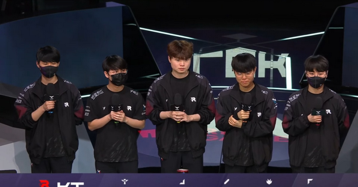 [LCK] LSB 잡고 2라운드 진출 KT “누구를 만나든 우리의 플레이 할 것”