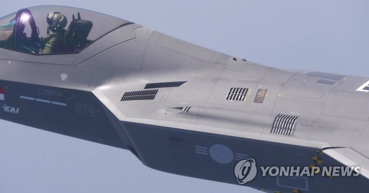 KF-21, 공대공 무장분리·공중 기총발사 시험 성공