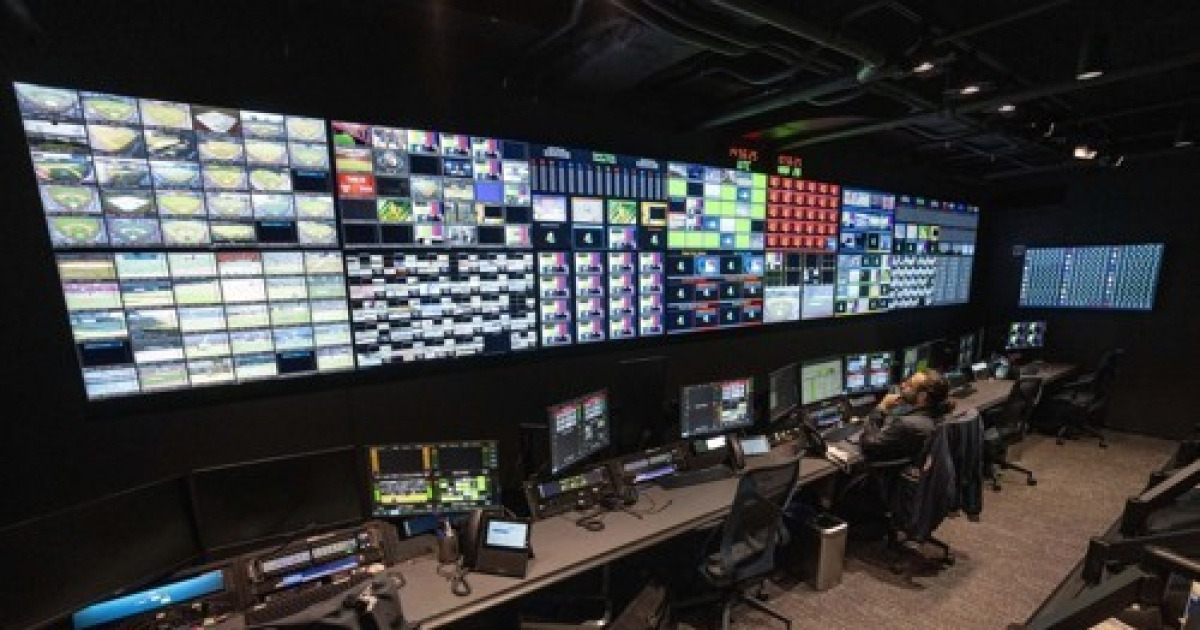 MLB Technology Baseball