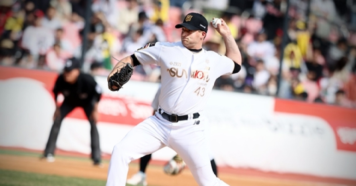 대체 외인→재계약→新 좌완 에이스 등극, 강백호 단언 "KBO리그 넘버원" [MD수원]