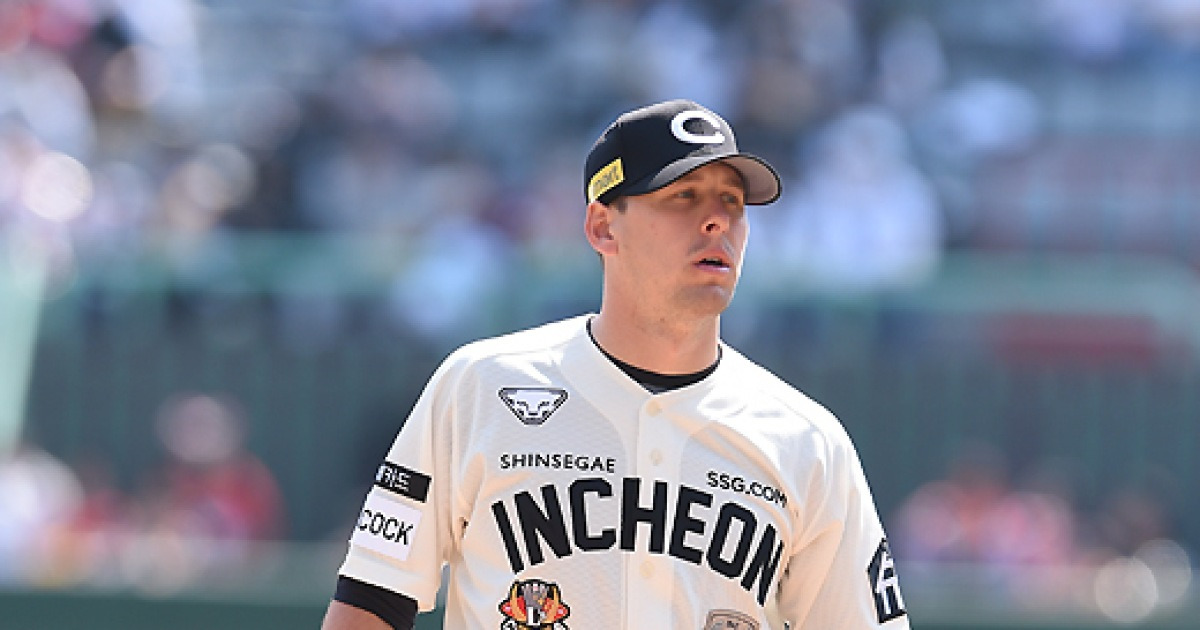 [MD포토] 맥카티 'KBO 쉽지 않아'