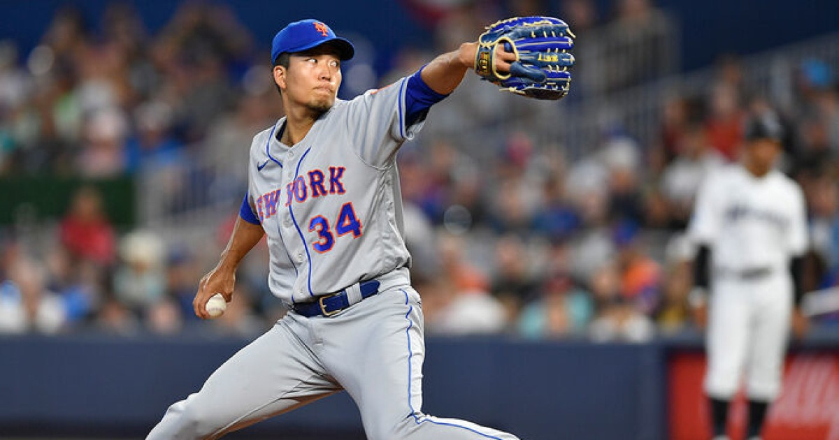 일본인 투수 센가, MLB 데뷔전서 승리 투수…5⅓이닝 8K