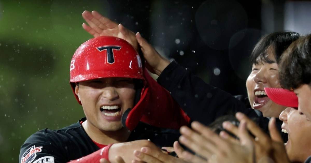 KT 선취점→KIA 역전→결국 취소…수원 KIA-KT전, 4회 '우천 노게임'