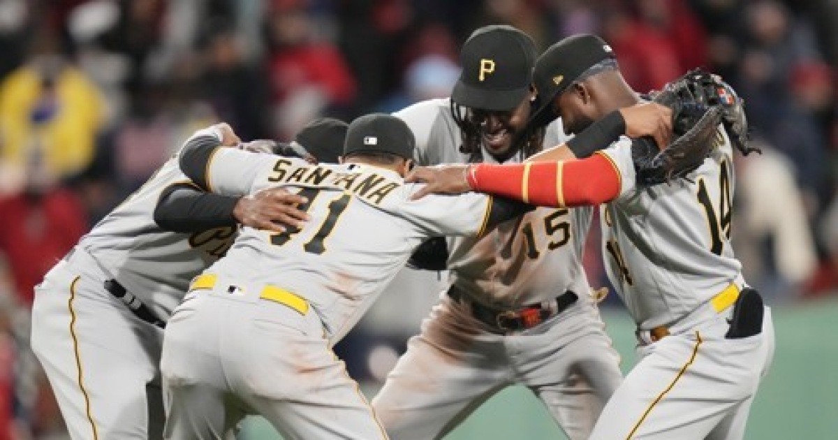 Pirates Red Sox Baseball