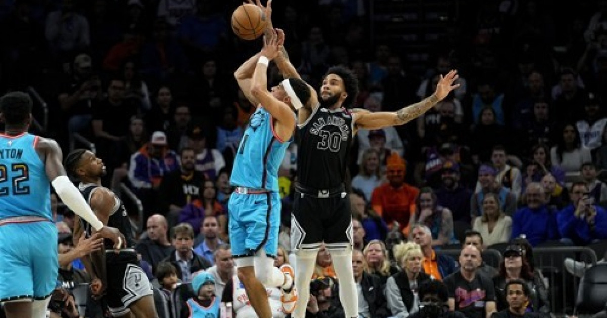 Spurs Suns Basketball