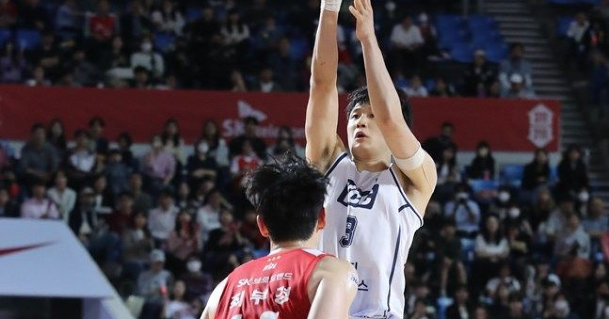 39분53초! 투혼 불사른 허웅…KCC '전주에서 보자'