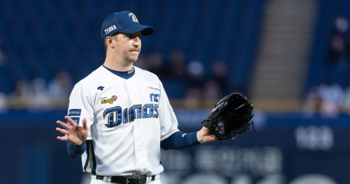 "모든 구종을 다 사용했다"…이래서 'ML 1R 선발'이구나, KBO 'K왕' 울린 '팔색조 피칭'