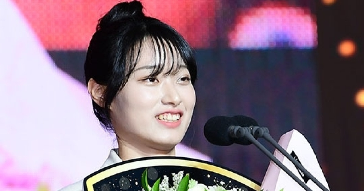 신인 유일 올스타→女 최초 리베로 신인왕! 역사 쓴 KGC 최효서, IBK 최정민에게 “언니 사랑해” [MK한남]