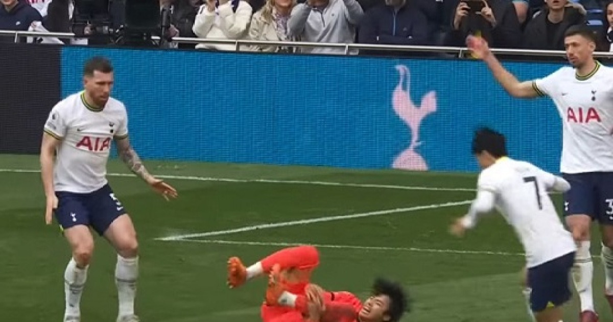 "미토마, 토트넘전 반칙 PK 맞다" 오심 뒤늦게 사과한 EPL 심판기구