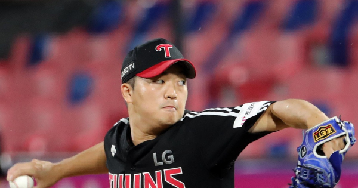 '최고 151km' 고우석, 퓨처스 재활 등판 1이닝 1실점