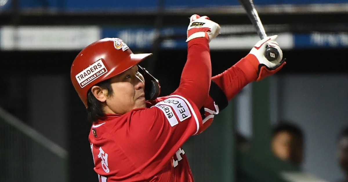 최 정, KBO 통산 17번째 2000안타 금자탑 달성...역대 9번째 '2000경기-2000안타' 클럽 가입[대구레코드]