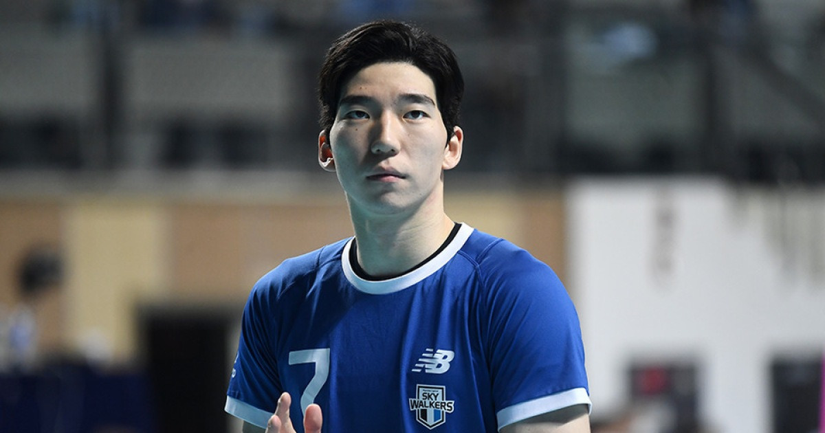 '첫 FA+연봉 2배' 현대캐피탈 허수봉, 연봉 8억원에 재계약