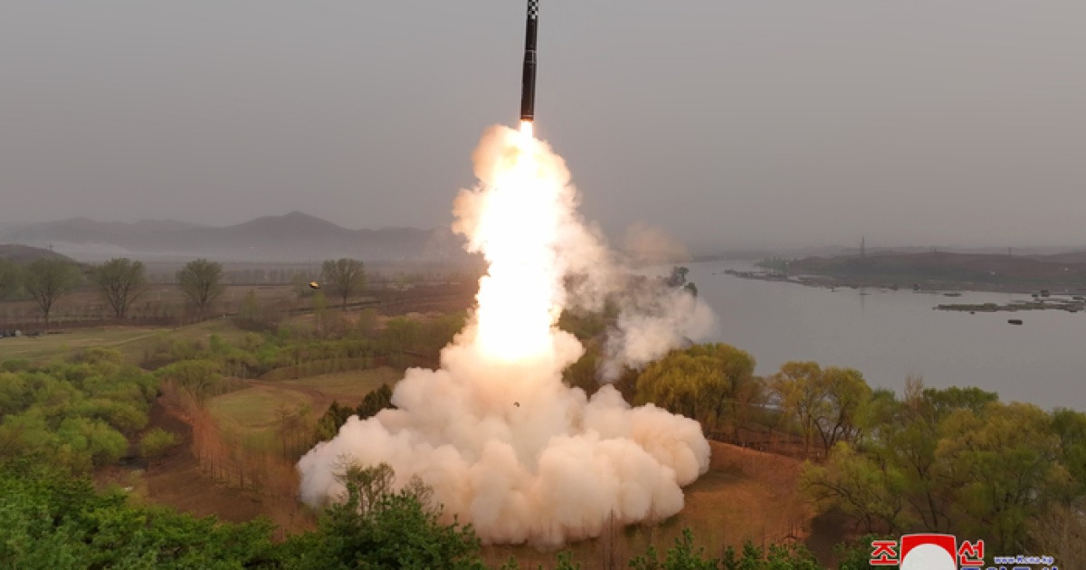 北 고체연료 ICBM…무엇이 다른가