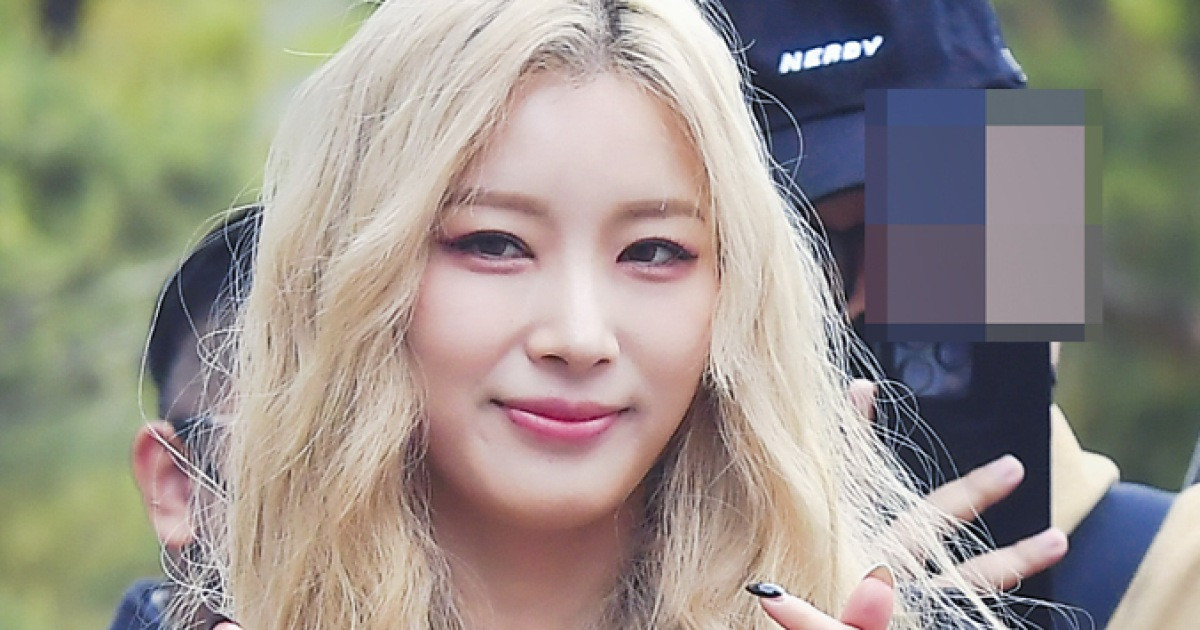 CRAXY 우아, 대체 불가능한 매력 [포토엔HD]