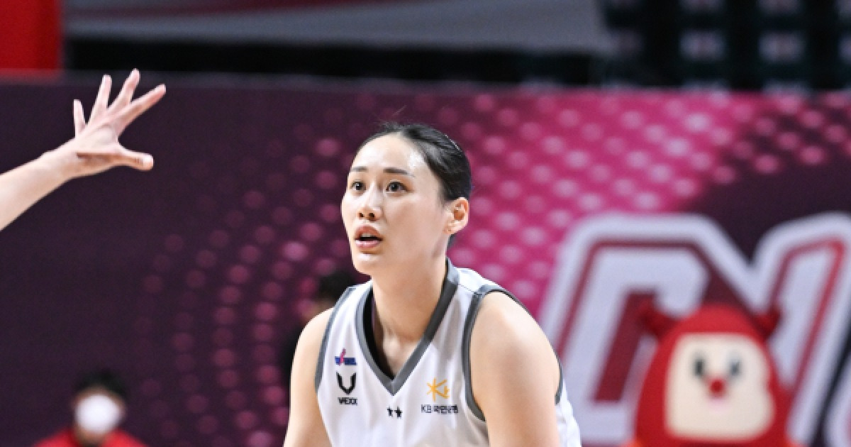 [오피셜] KB, 'FA 최대어' 강이슬 지켰다…3년 더 동행