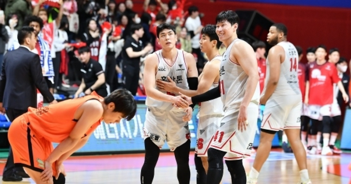 SK의 챔프전 선착, 발등에 불 떨어진 KGC…4차전에서 못 끝내면 ‘탑 독’ 아니다 [KBL PO]