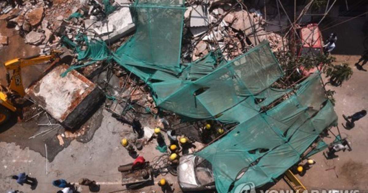 INDIA CHENNAI BUILDING COLLAPSE