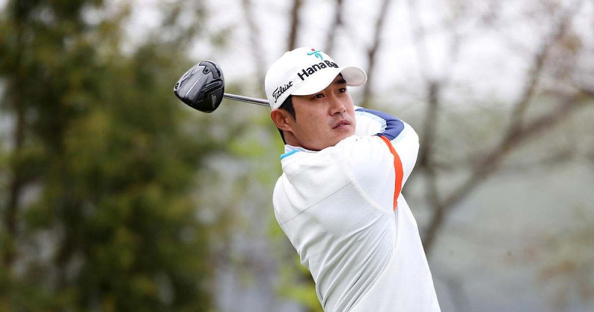 '8언더파' 박은신, KPGA 골프존 오픈 1R 단독 선두