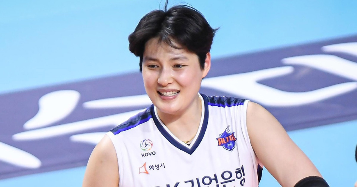 IBK, FA 김희진과 재계약…연봉 3억 5천만