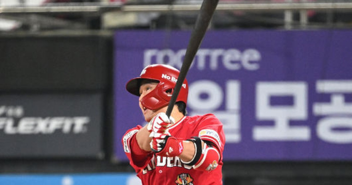 '최정 시즌 첫 3안타+3타점&서진용 SV' SSG 4연패 사슬 끊었다 [수원 리뷰]