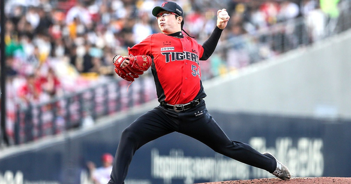 KIA 양현종, KBO 역대 3번째 통산 160승 달성