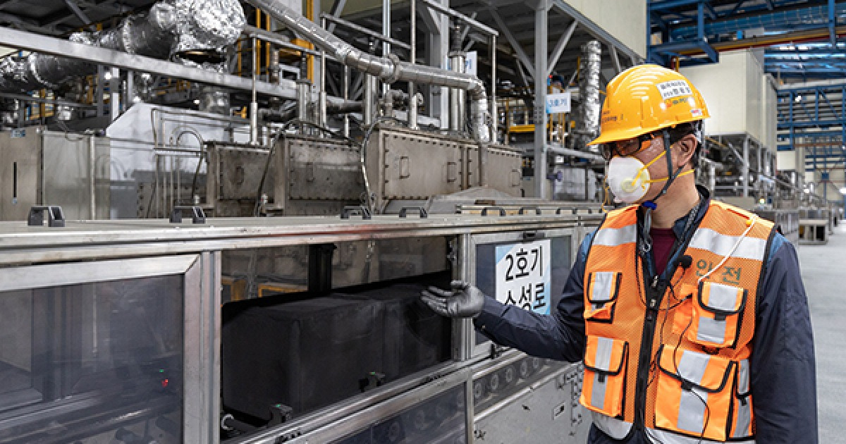 POSCO Future M seeks to reduce reliance on China for graphite for anodes