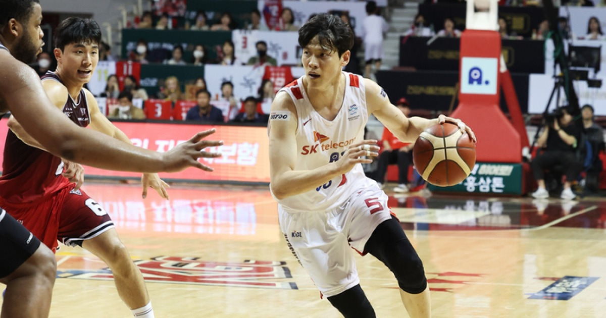 MVP 김선형-워니 펄펄 SK, ‘몰빵농구’로 KGC 제압[SS안양in]
