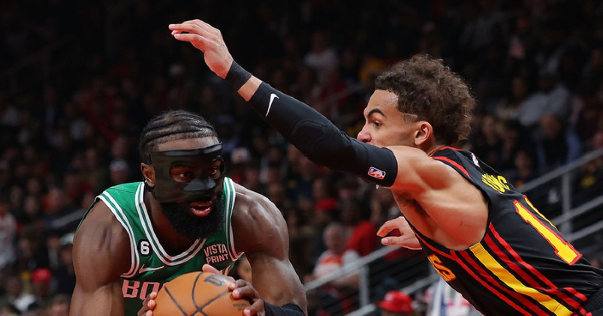 ‘테이텀X브라운 62점 합작’ 보스턴, 애틀랜타 잡고 PO 2R 진출[NBA PO]