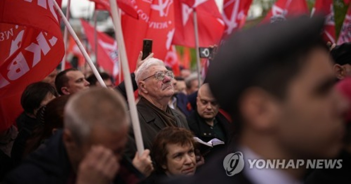 Russia May Day Labor