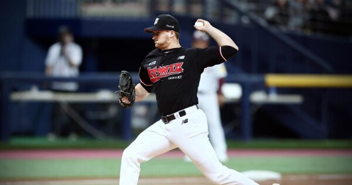 '9연패 끊자'…kt 벤자민, SSG전 6이닝 3실점 QS