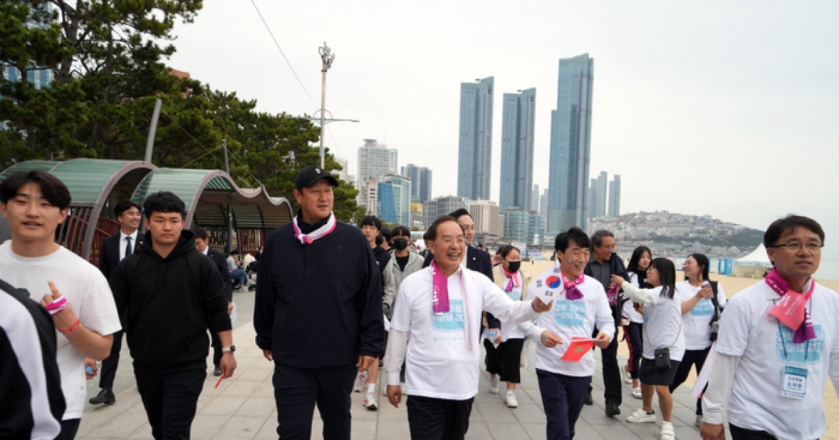 부산에서 부는 체육의 신선한 바람 ‘아침 체인지’ 프로젝트[고진현의 창(窓)과 창(槍)]