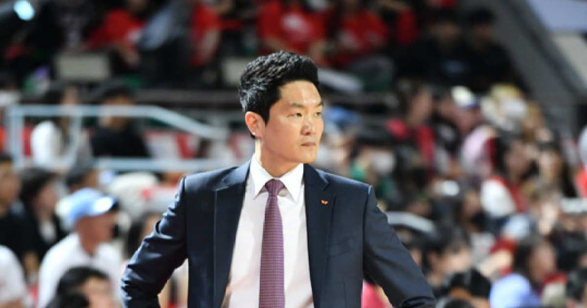 [KBL FINAL 경기 후] 전희철 SK 감독, “오재현이 터져서 너무 좋다(웃음)” … 김상식 KGC인삼공사 감독, “찬스는 많았는데...”