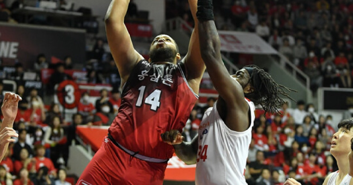 [KBL FINAL 리포트] 천신만고 끝에 7차전, 먼로 덕분에 기회 얻은 스펠맨