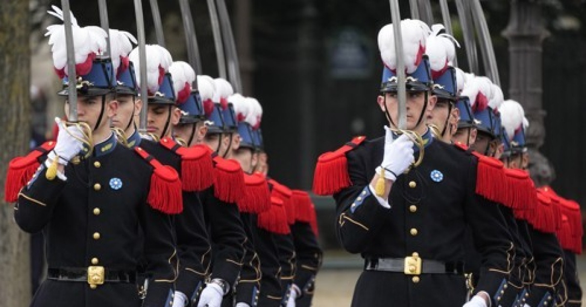 FRANCE WAR WWII VICTORY DAY