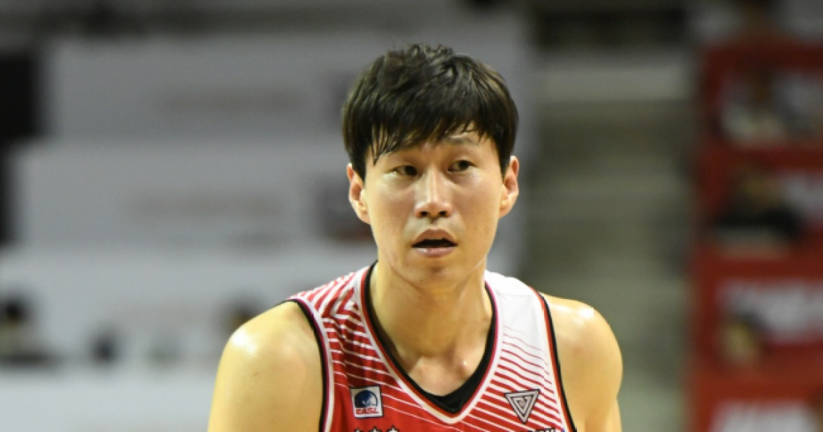 KGC 통합우승 이끈 오세근, FA ‘연봉 대박’ 칠까