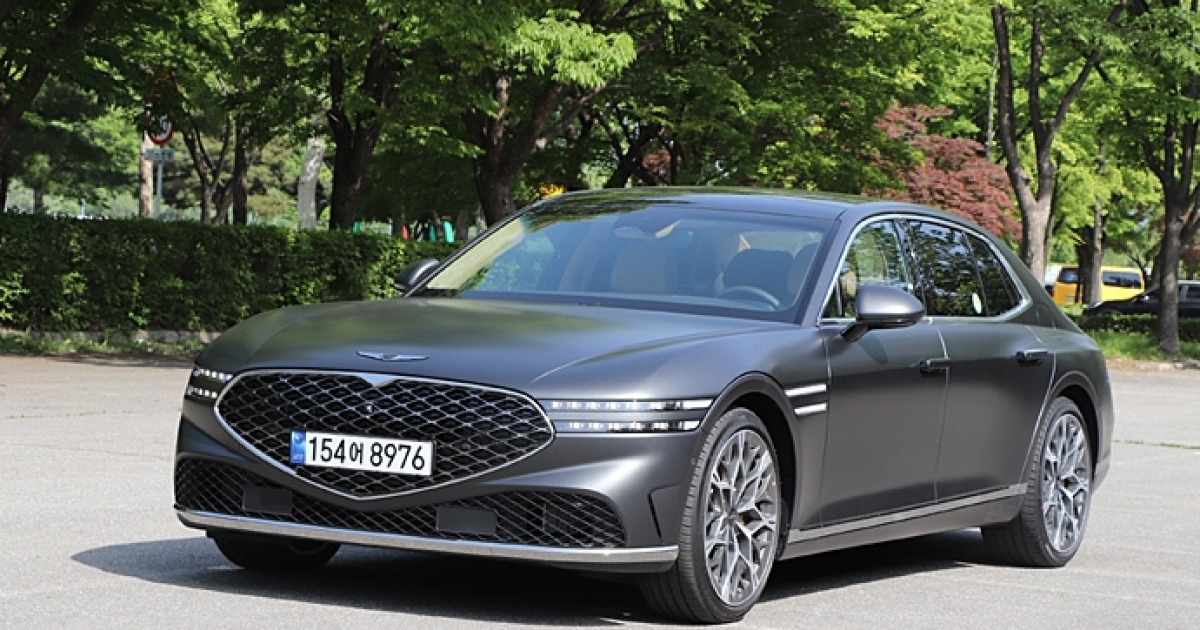 [영상] 더 여유롭게, 2023년형 제네시스 G90 일렉트릭 슈퍼차저 | 글로벌오토뉴스