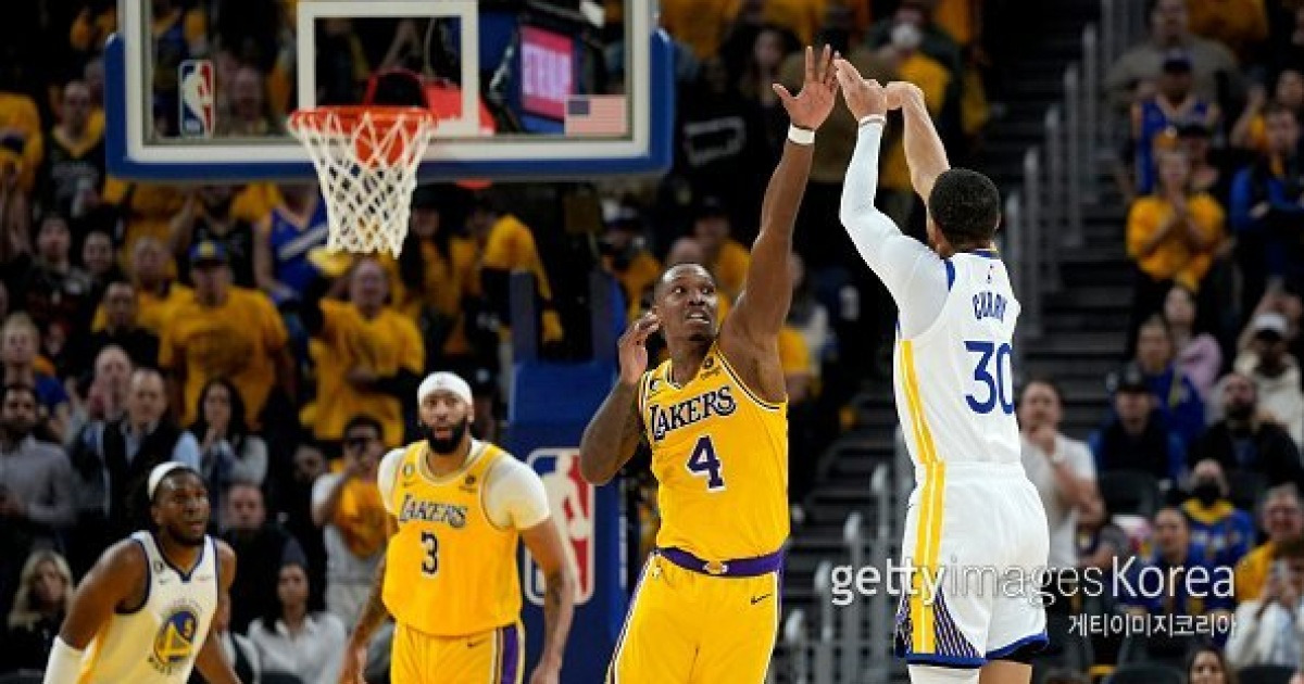 ‘커리-위긴스-그린 3각편대 폭발’ GSW, LAL 꺾고 기사회생