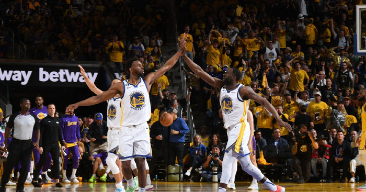 위긴스 1옵션 활약…GSW, 레이커스 꺾고 시리즈 2-3 반격[NBA PO]