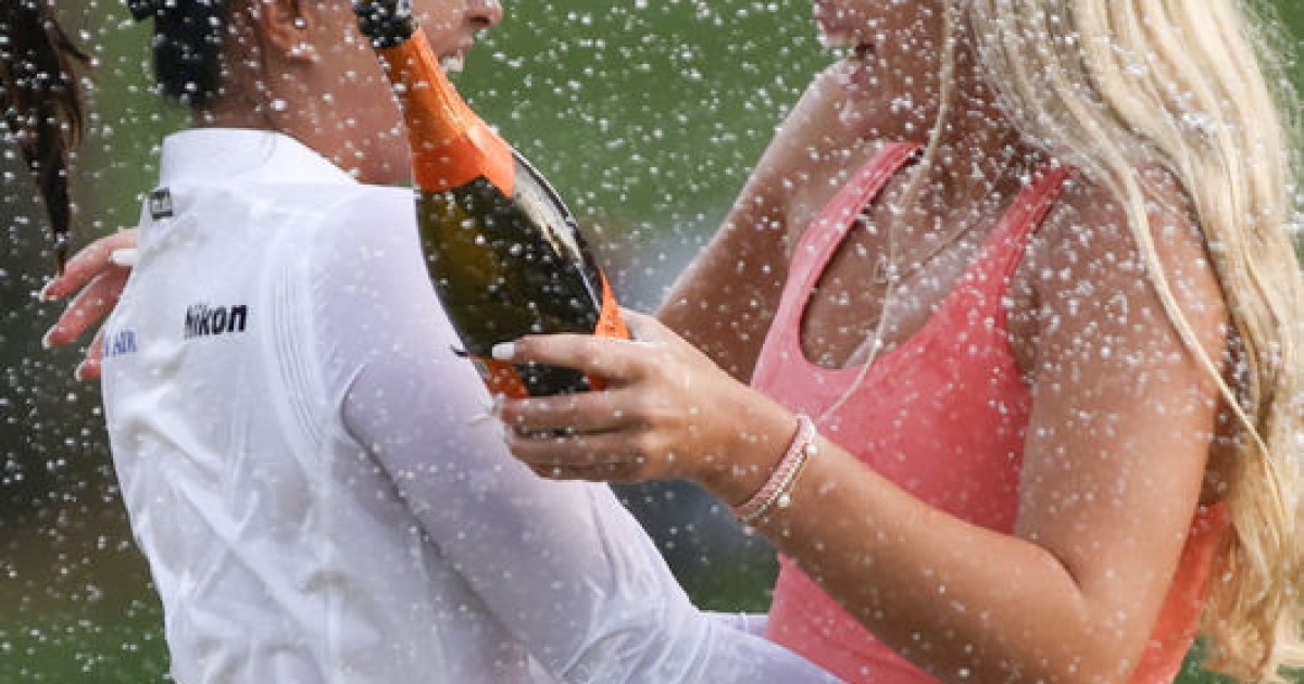 "임성재 역전승 소식 듣고"...고진영, LPGA 파운더스컵 3번째 우승