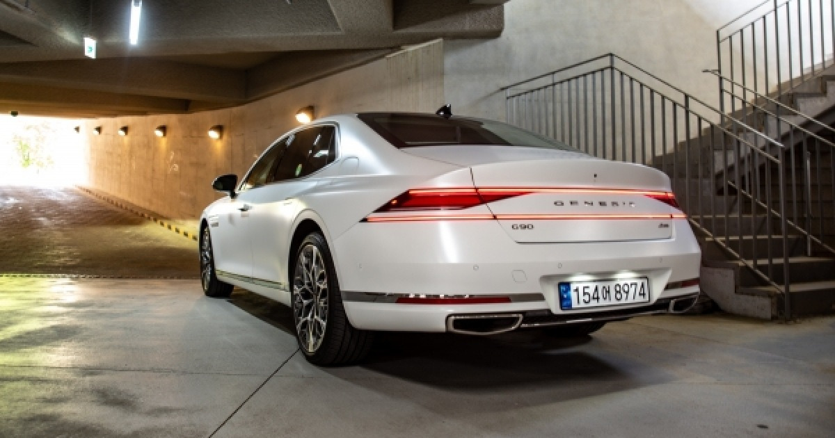 [시승기] 제네시스 G90 전자식 슈퍼차저..완숙미 더한 프리미엄 | 카가이