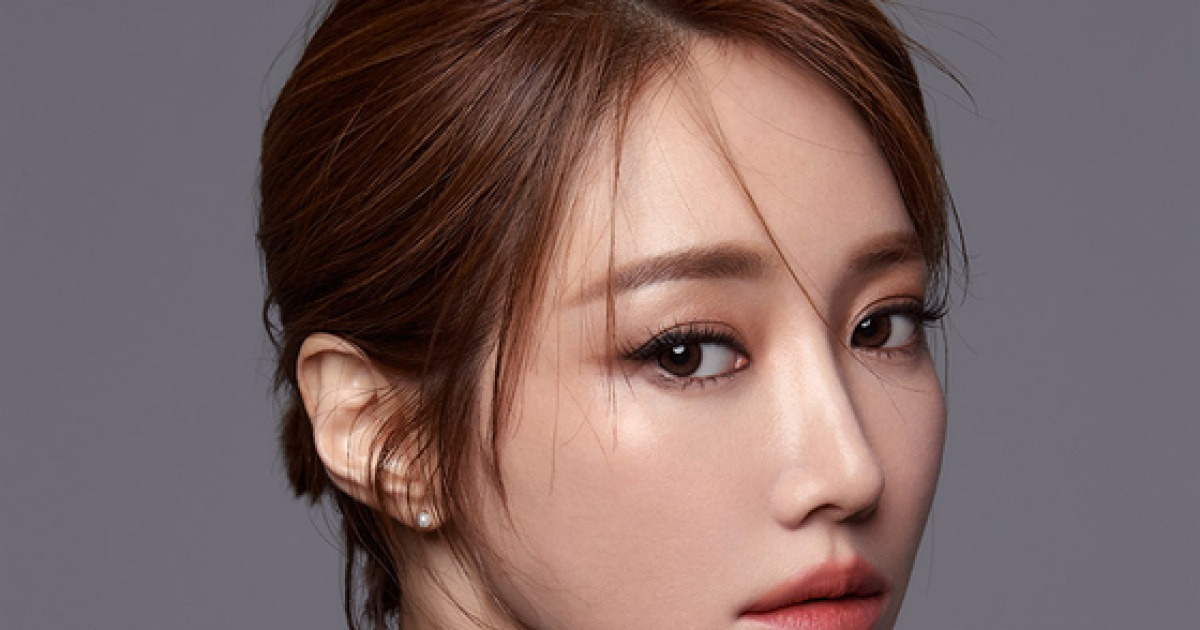 Actor Go Joon-hee signs with inure Entertainment