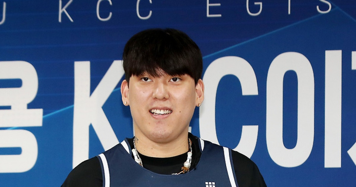 최준용, KCC 입단