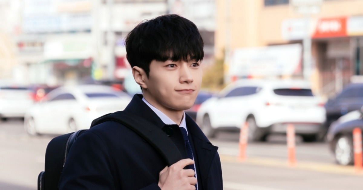 김명수 엘 고졸 출신 신입 회계사된 근황 똘망똘망 눈빛 넘버스
