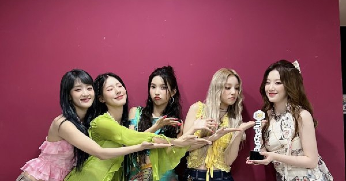 여자 아이들 신곡 ‘퀸카로 음방 5관왕… ‘음중 1위