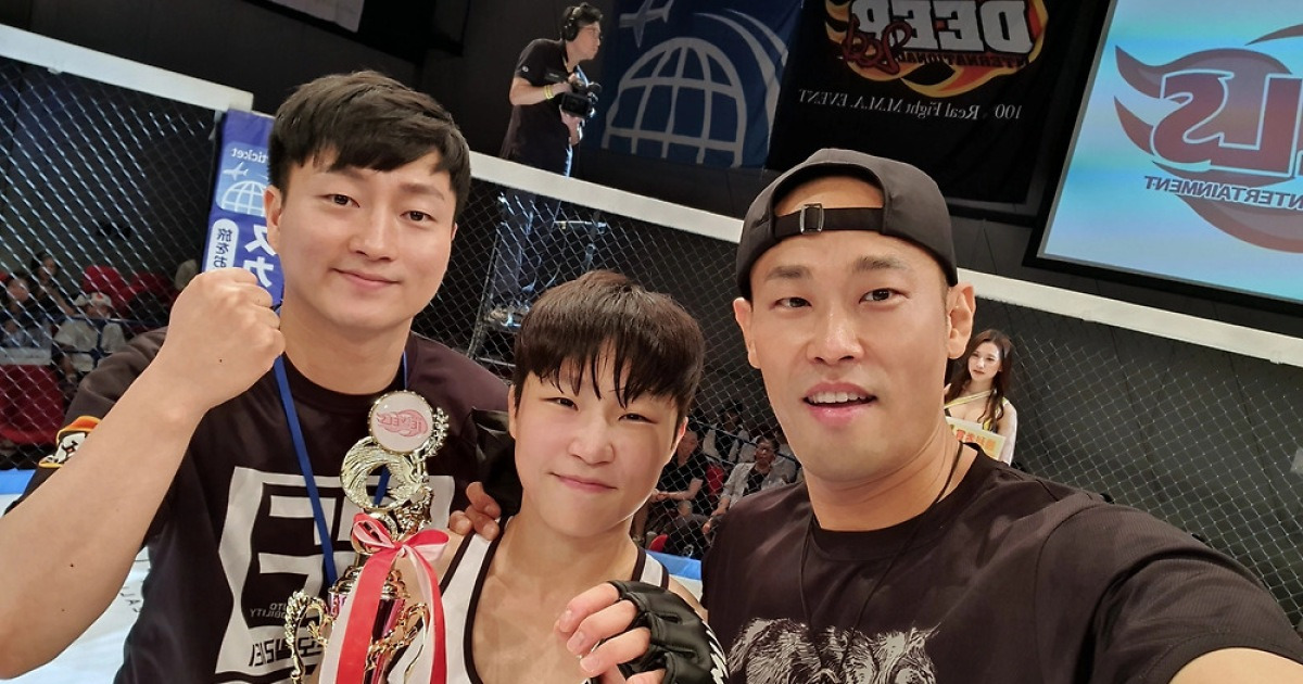 로드FC ‘몬스터 울프’ 박정은, 일본 DEEP JEWELS 41 원정 한일전에서 1R TKO승