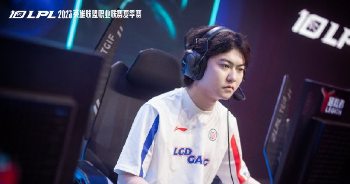 '엔비' 이명준 LPL 데뷔전…LGD, IG에 0대2로 패배