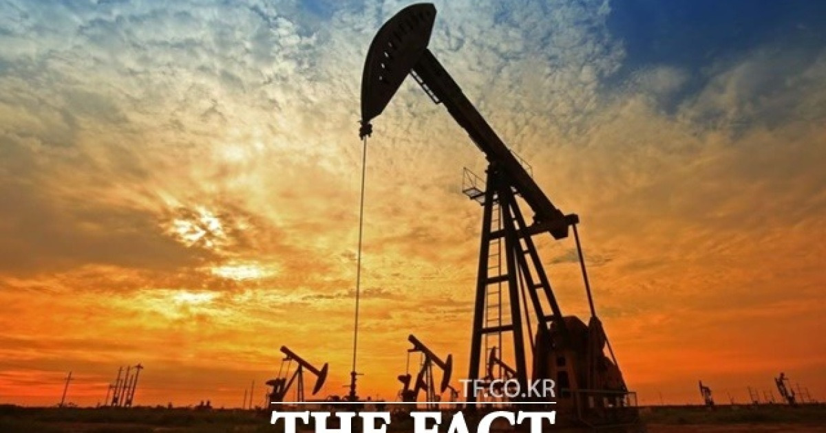 국제유가, OPEC+ 의견 충돌 4%대 급락…WTI, 70달러 아래로